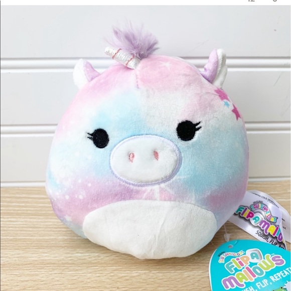 Squishmallows | Toys | Squishmallow Flip A Mallow Miranda And Nebula ...